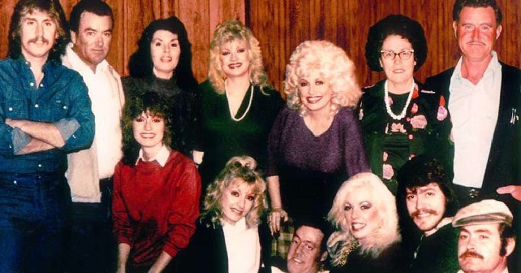 The Country Star’s 11 Siblings - Faith Family America